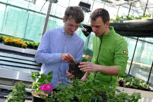 Simon-Scheffler-und-Torsten-Mick-fachsimpeln | Livona - Bio-Blog